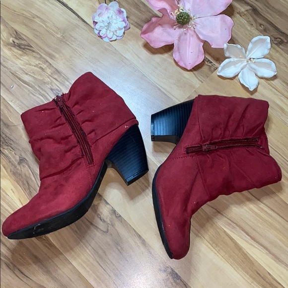 Covington | Shoes | Super Cute Red Suede Booties | Poshmark